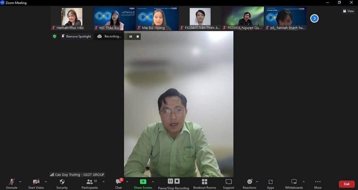 Tân học viên gặp gỡ mentor, nhà tuyển dụng ngay tại Lễ khai giảng